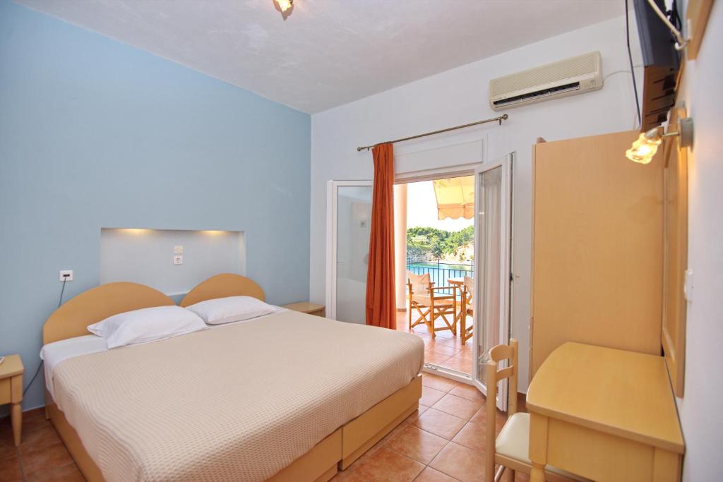KAVOS Hotel - Traveling Guide